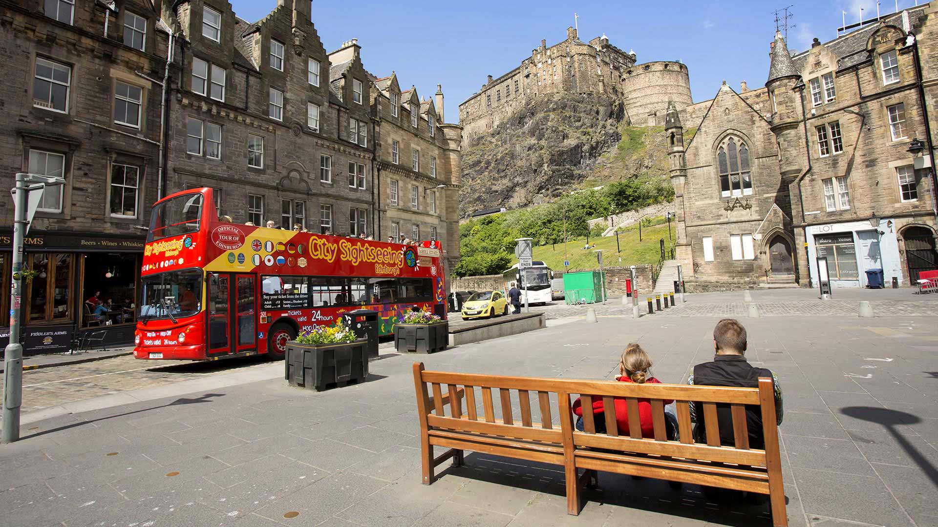 Grassmarket : Scotland Travel Guide : Nordic Visitor