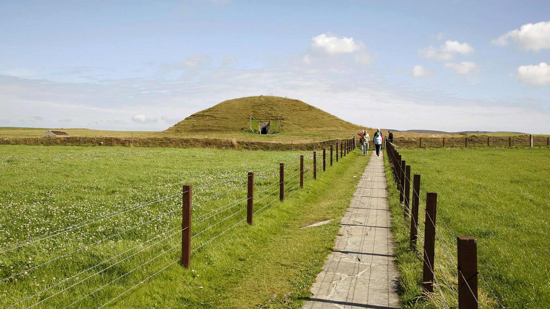 Maeshowe : Scotland Travel Guide : Nordic Visitor