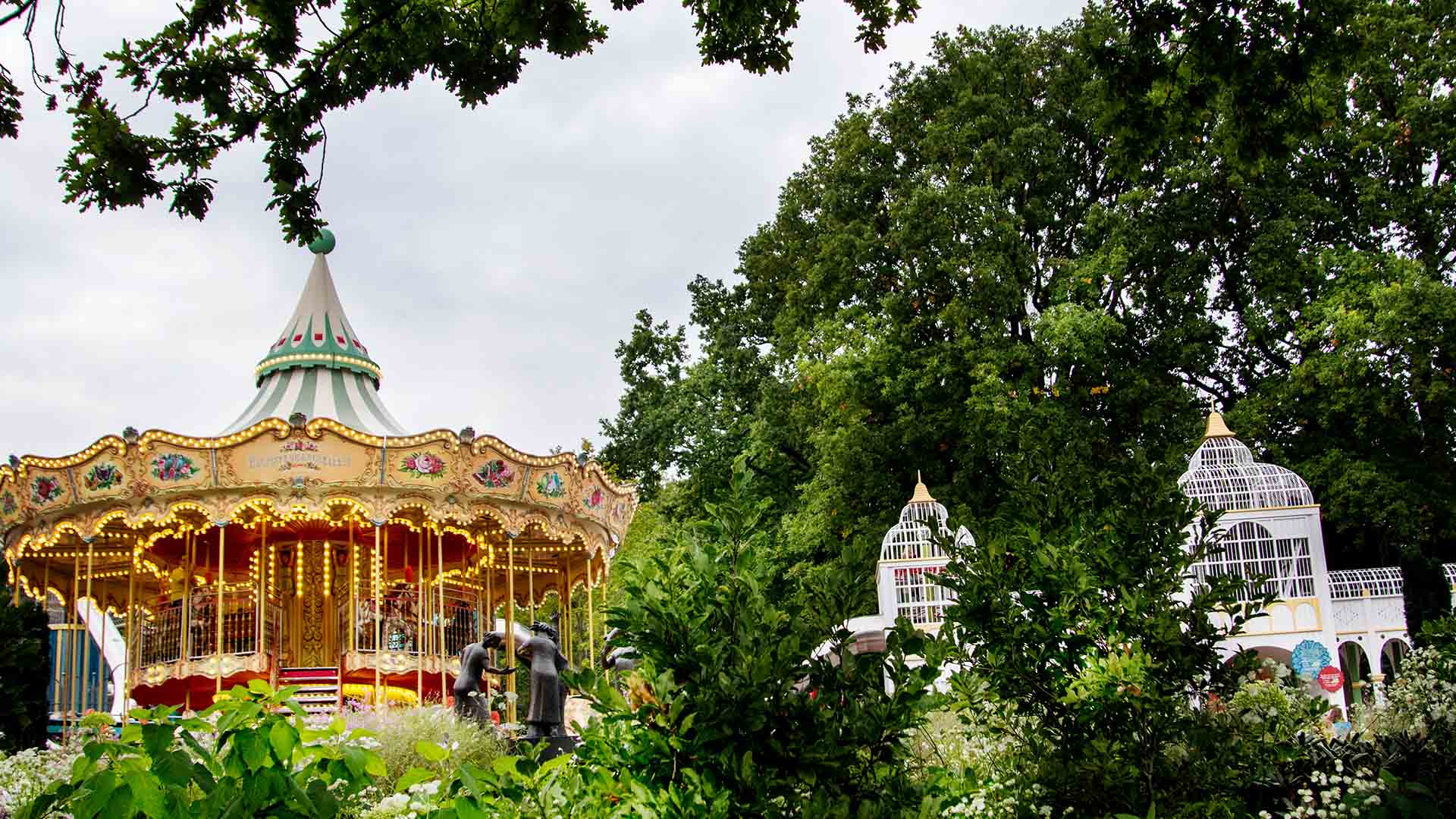 Liseberg amusement park : Scandinavia Travel Guide : Nordic Visitor
